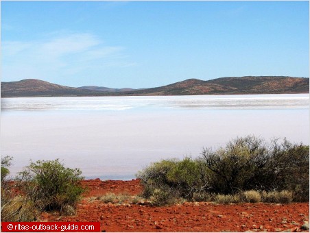 Lake Gairdner National Park Facts & Pictures